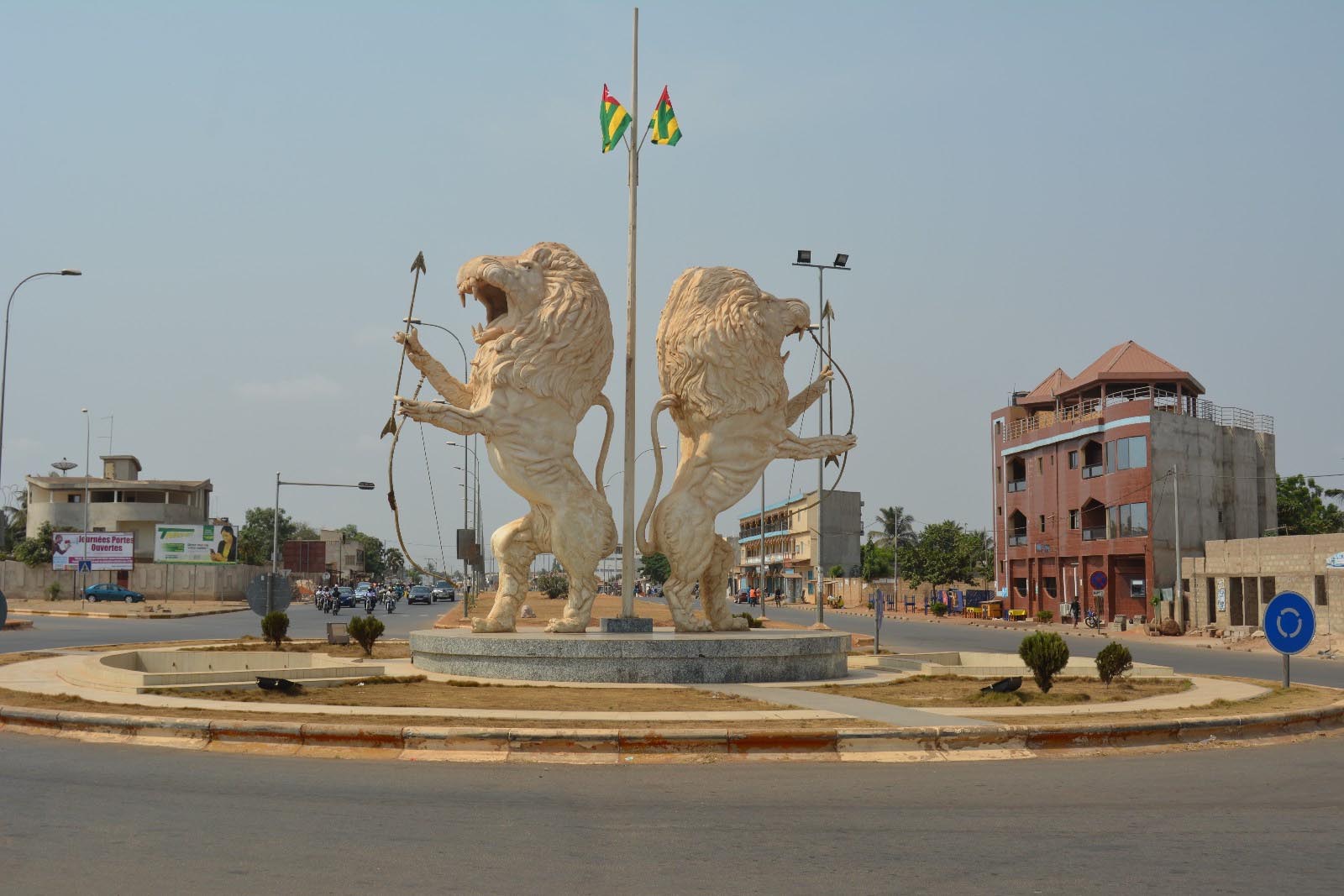 Photos Monuments et Immeubles Lomé - Togo First